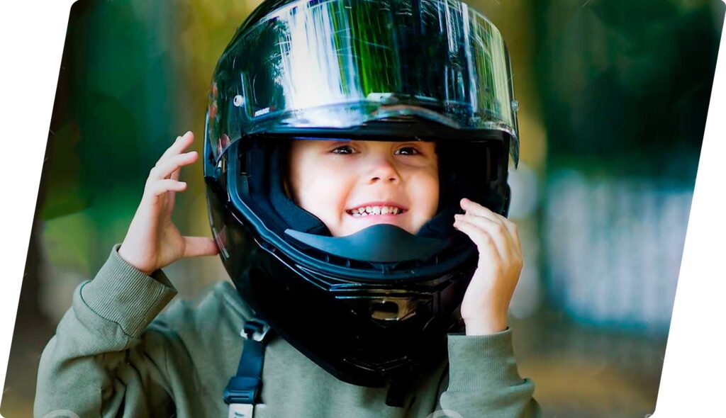 ¿Cómo rodar con niños de manera segura? – Vento Motorcycles U.S.A